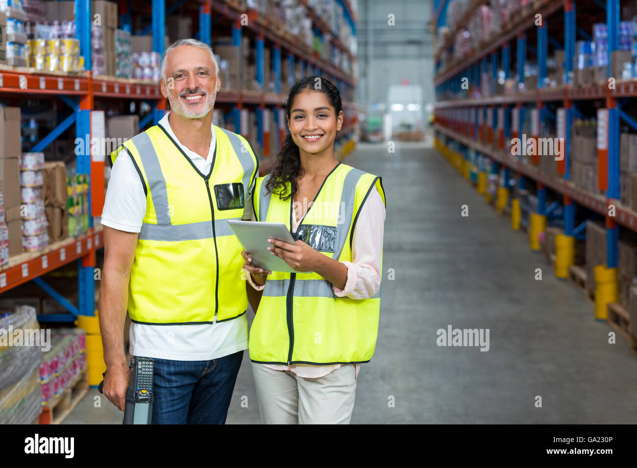 Happy workers hi-res stock photography and images - Alamy