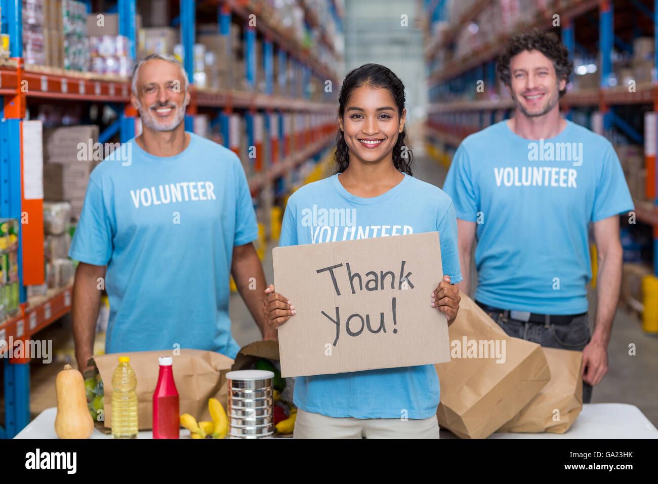 Volunteer team hi-res stock photography and images - Alamy