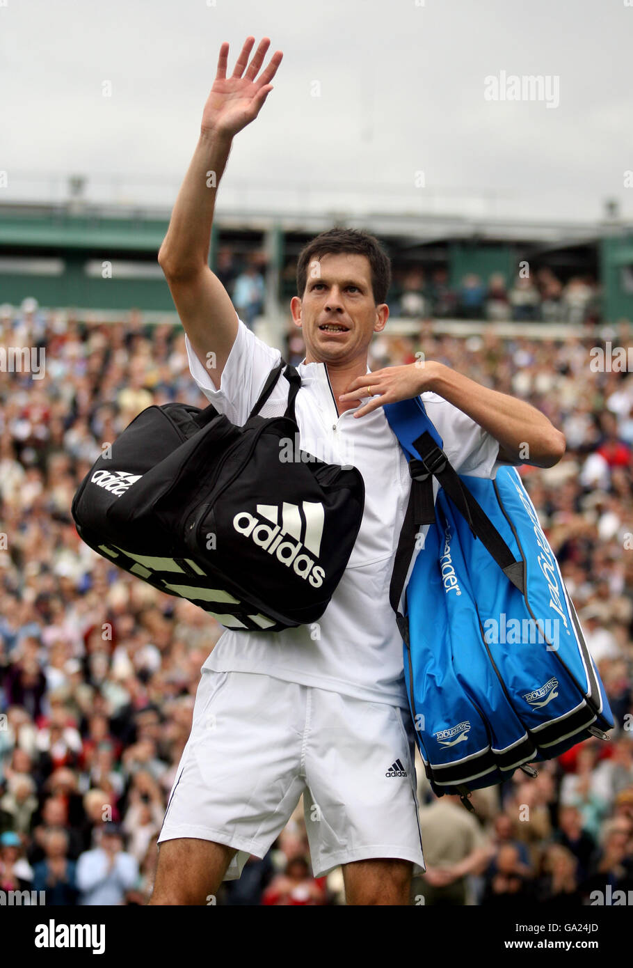 Tim henman 2007 wimbledon hi-res stock photography and images - Alamy