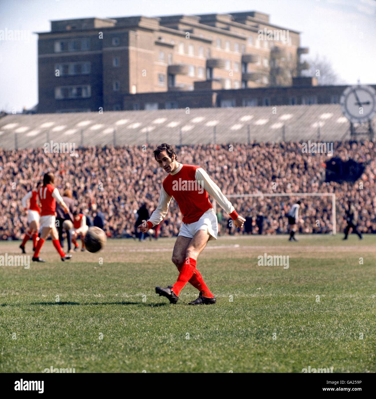 George graham arsenal hi-res stock photography and images - Alamy