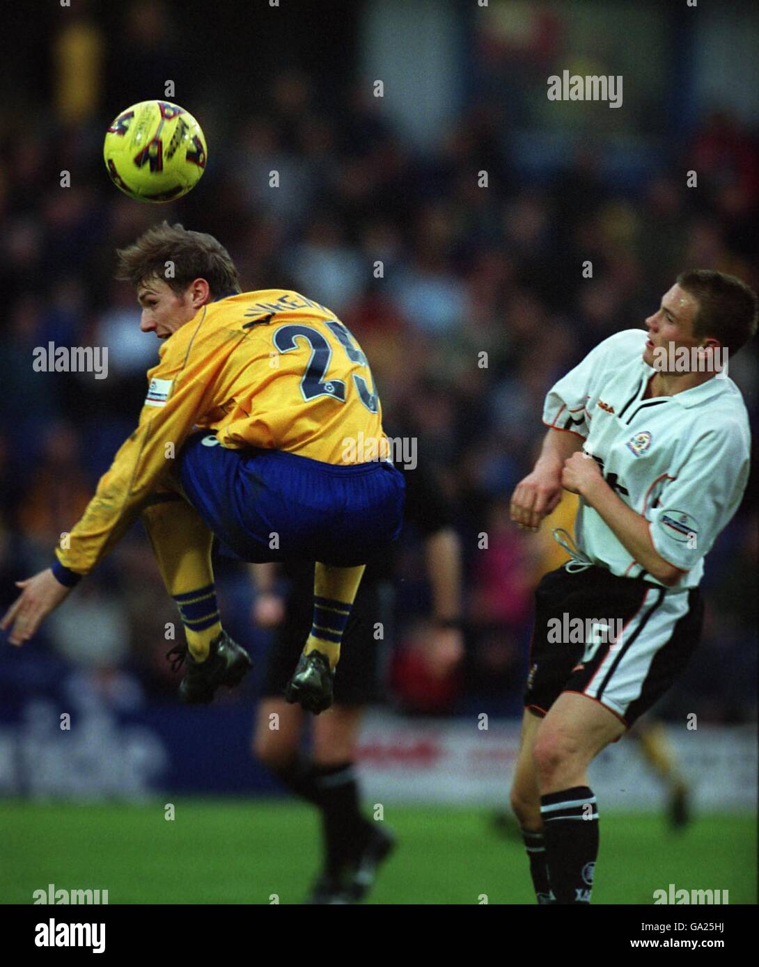 Luton towns russell perrett hi-res stock photography and images - Alamy