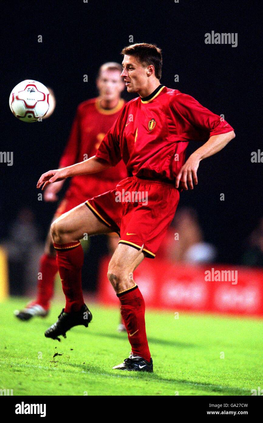World cup 2002 european playoff hi-res stock photography and images - Alamy