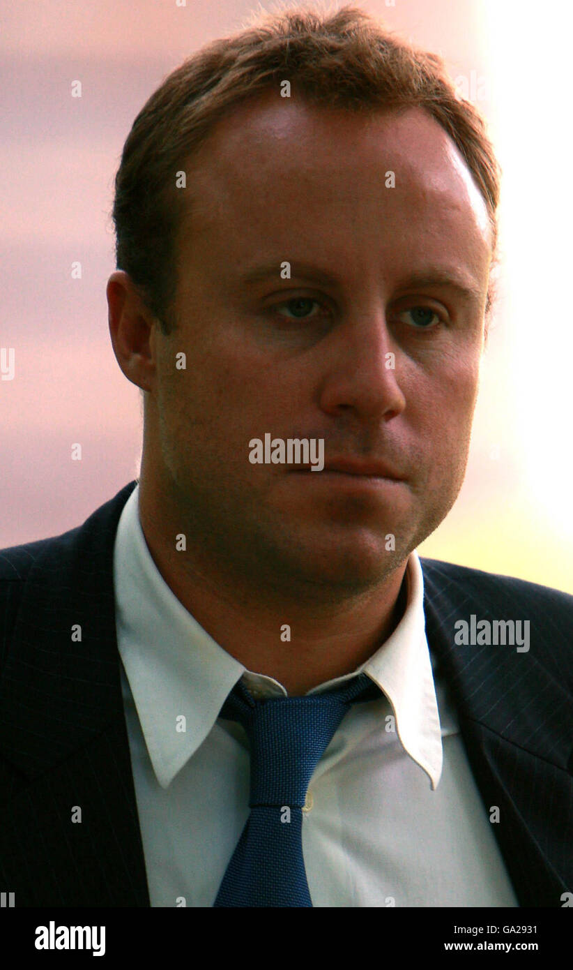 Photographer scott hornby leaves basildon crown court hi-res stock ...