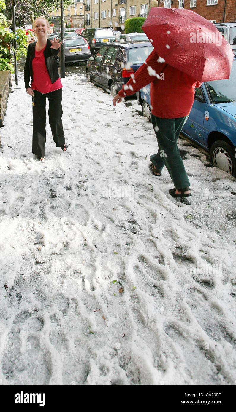 Full length car footprints playing smiling england mangpb hi-res stock ...