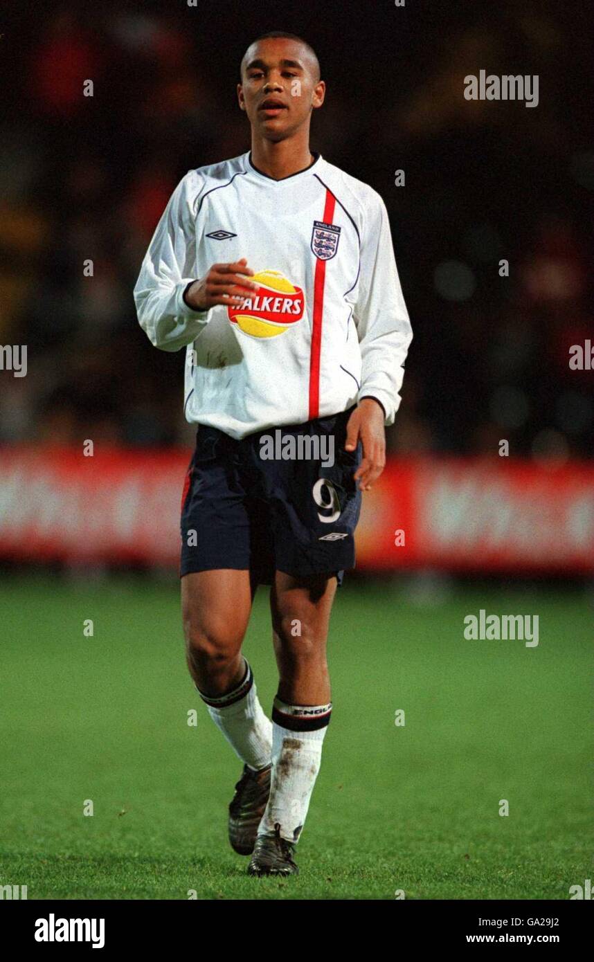 Soccer - Walkers Under-16 International Tournament - England v Holland ...