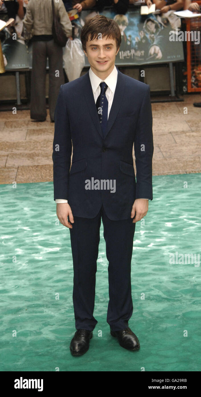 Daniel Radcliffe arrives for the UK Premiere of Harry Potter And The ...