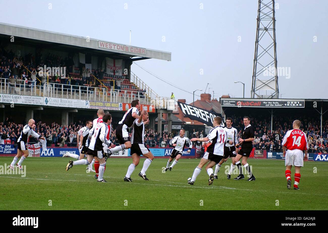 Emp02 wright cele here v wrex football utd hi-res stock photography and ...