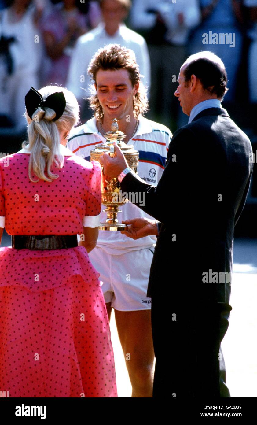 Duchess of kent wimbledon hi-res stock photography and images - Alamy