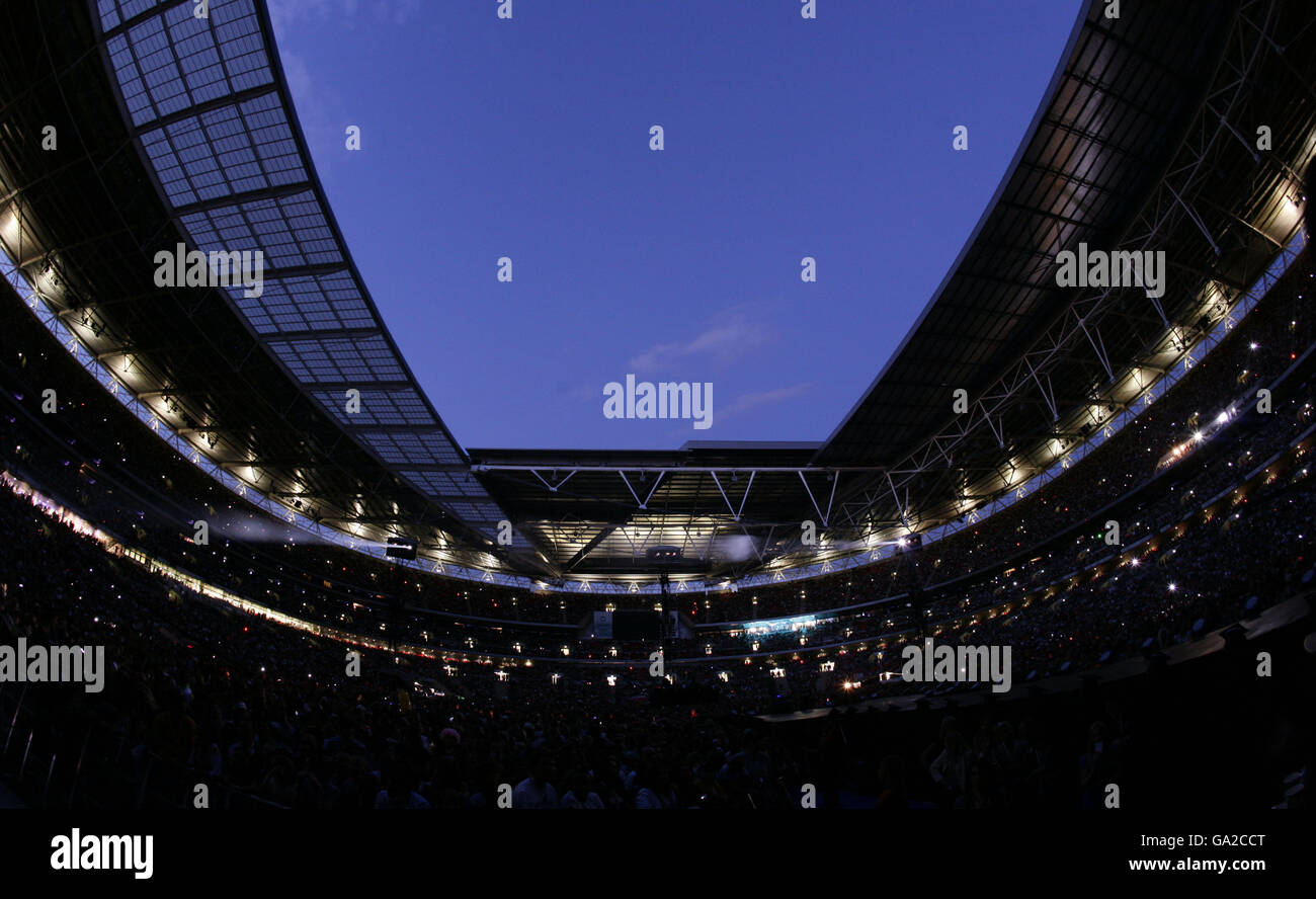 Wembley Stadium during the Live Earth Concert, London Stock Photo - Alamy