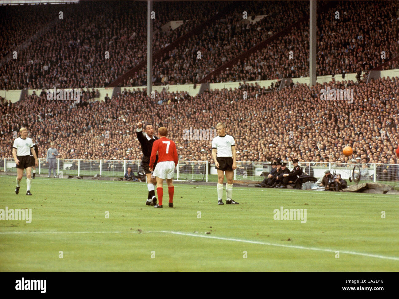 England v West Germany - 1966 World Cup Final - Wembley Stadium Stock ...