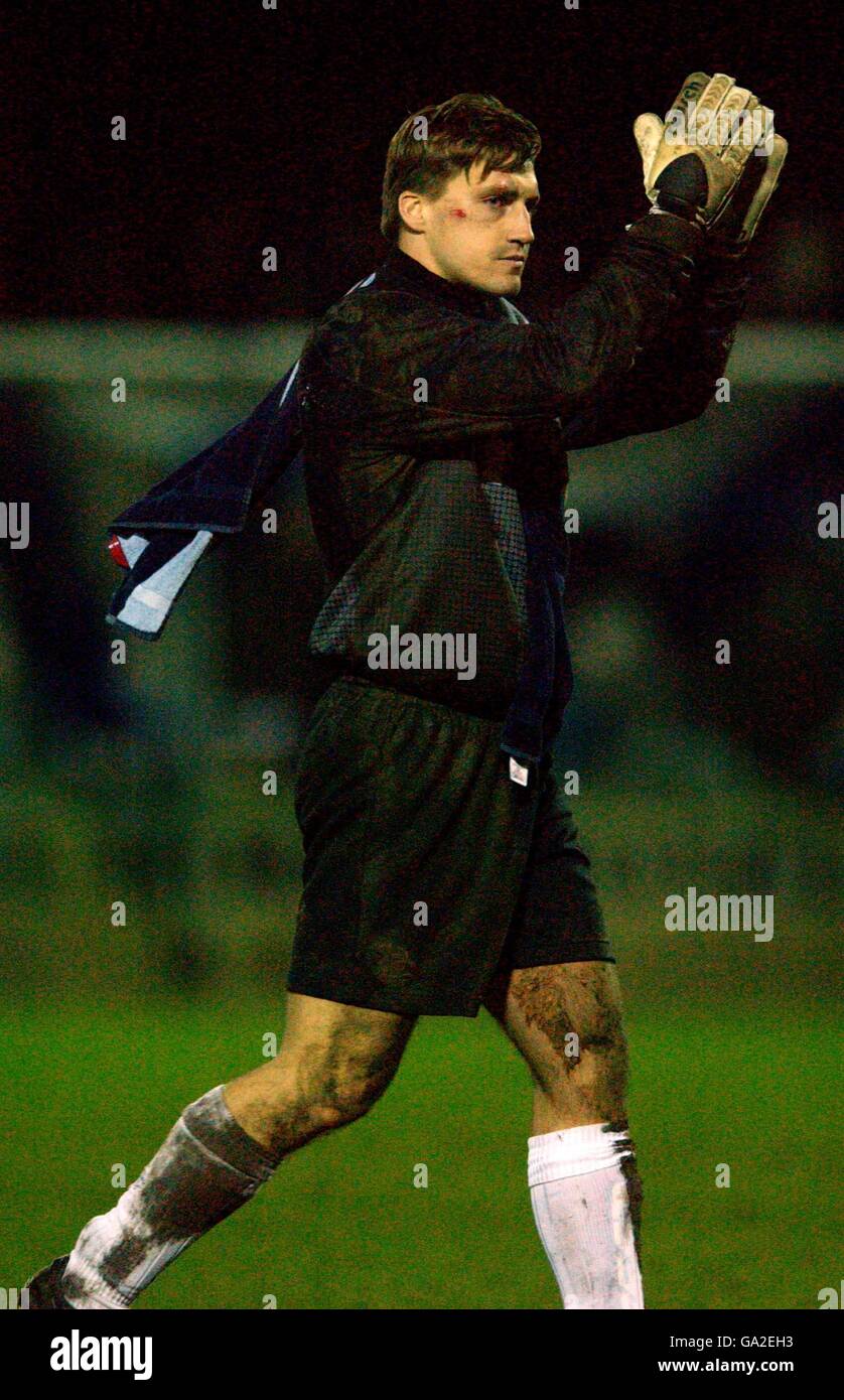 Rangers' goalkeeper Stefan Klos applauds the crowd at the end of the ...