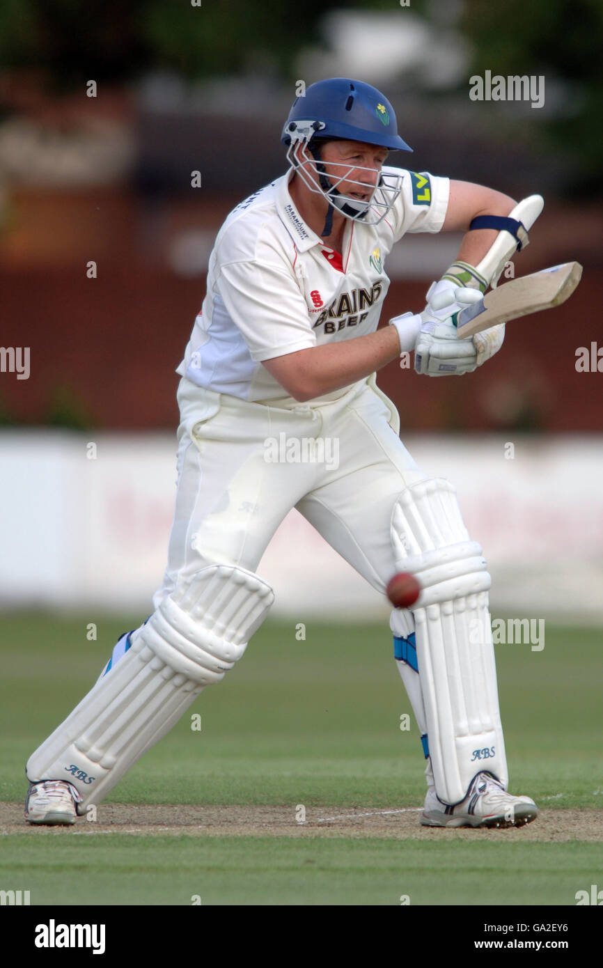 Cricket - Liverpool Victoria County Championship - Division Two ...