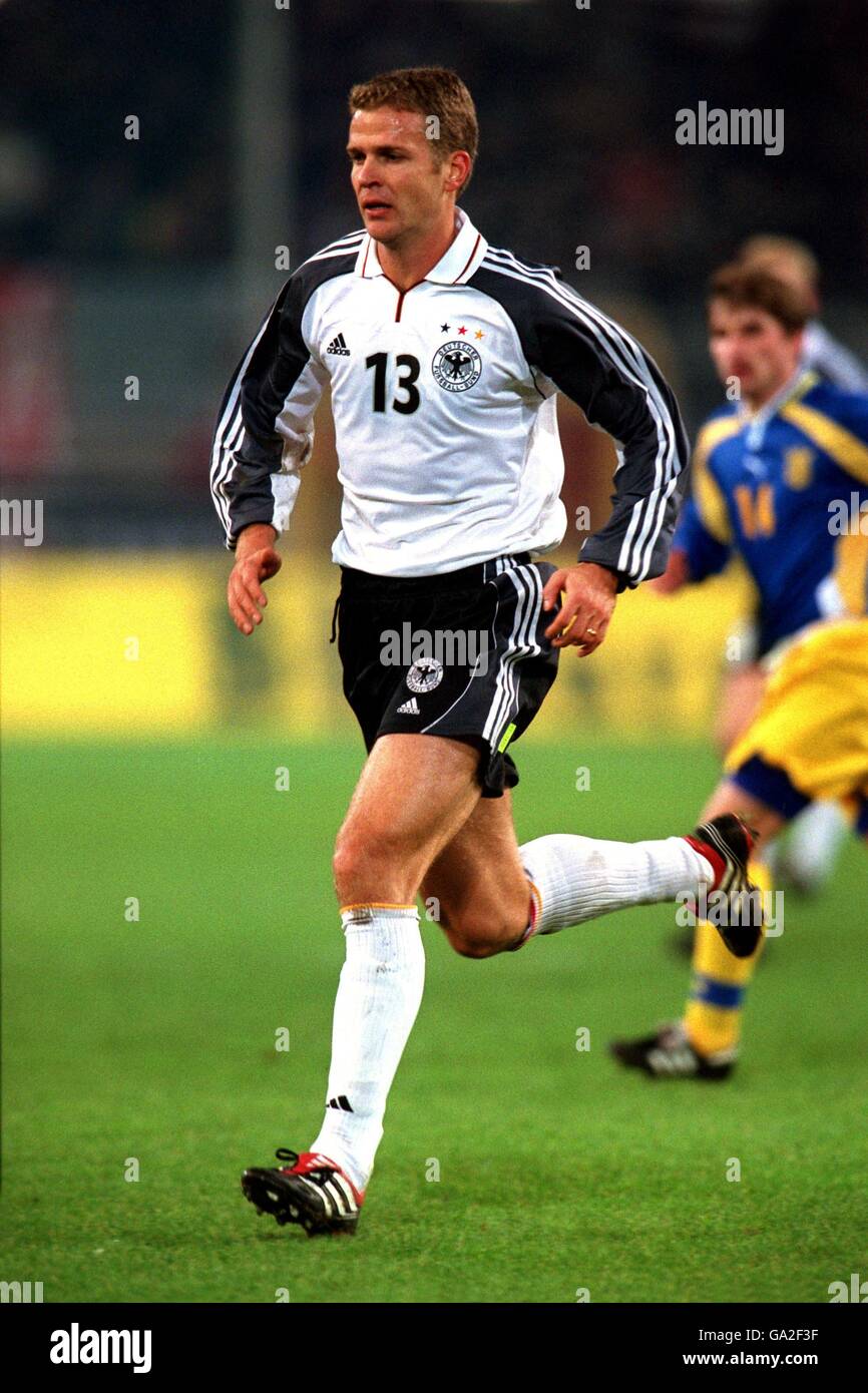 World cup 2002 european playoff hi-res stock photography and images - Alamy