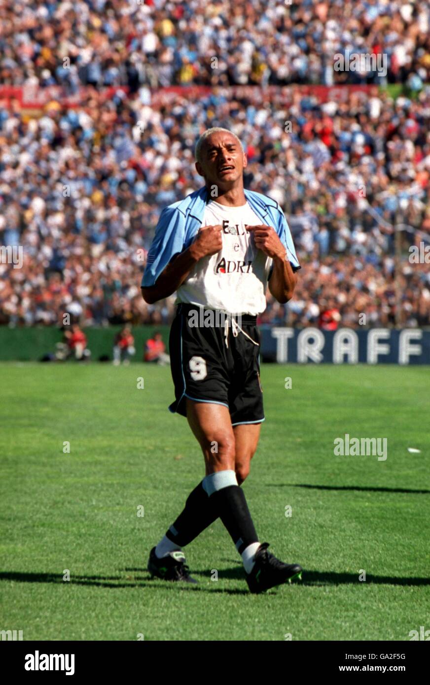 International Soccer - World Cup 2002 South American/Oceania Playoff ...