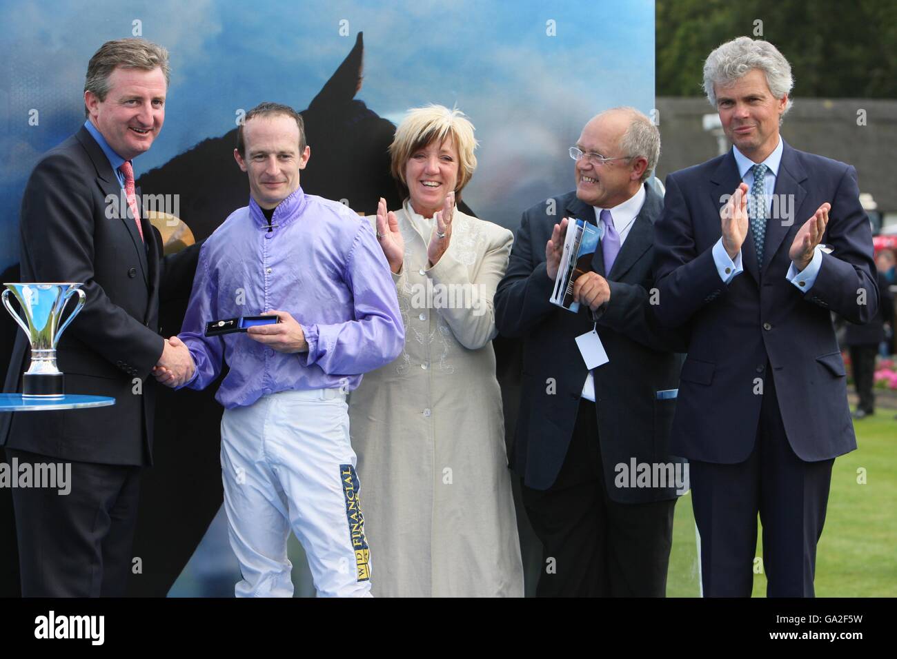 Sakhees Secret Owners and Trainers Jockey Steve Drowne presentations ...