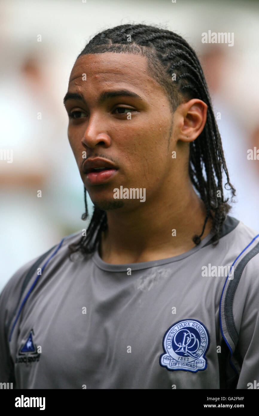 Shimmin hi-res stock photography and images - Alamy