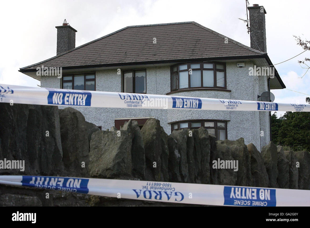 Three bodies found in house hi-res stock photography and images - Alamy
