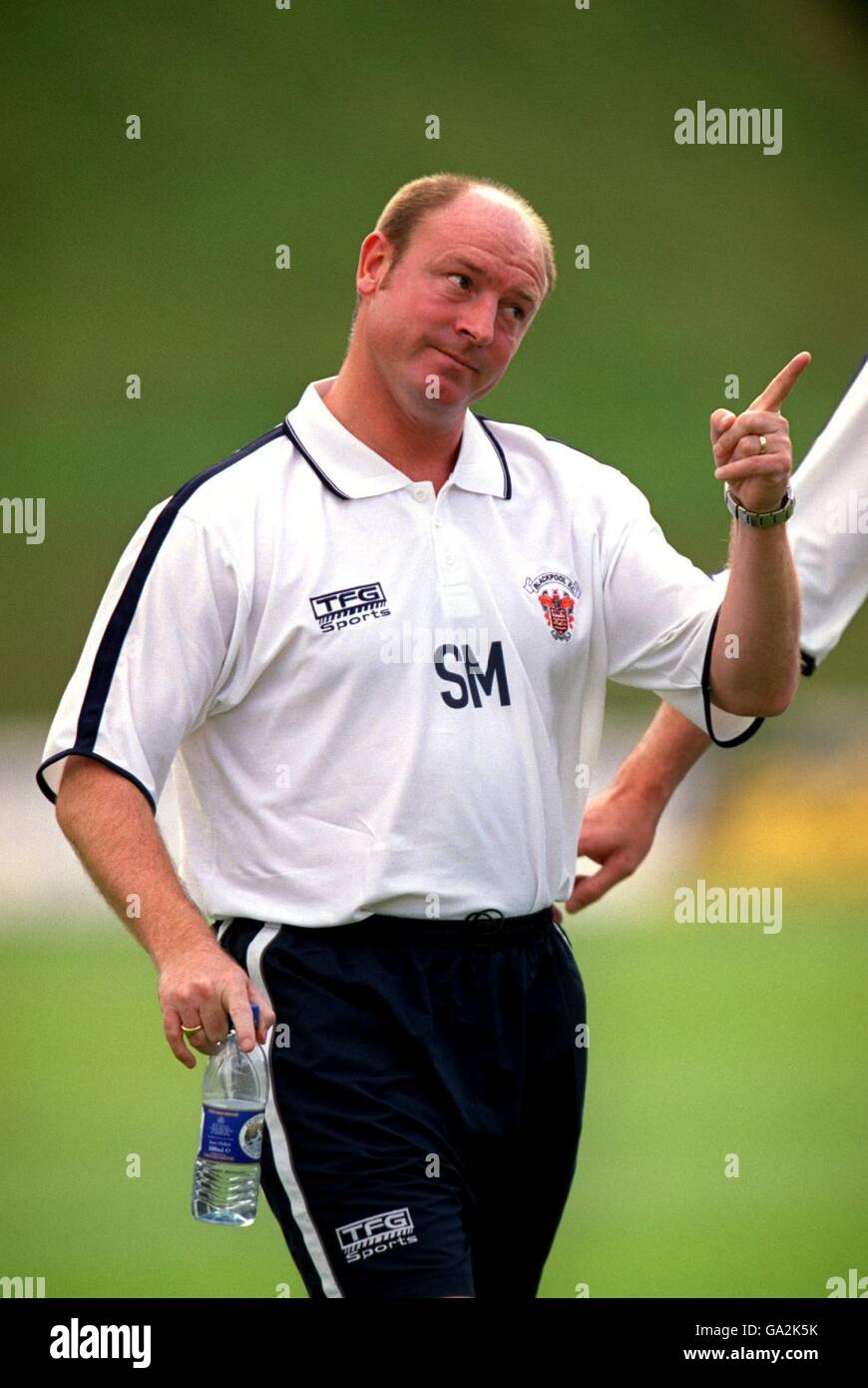 Blackpool Manager Steve McMahon walks from the field after being sent ...