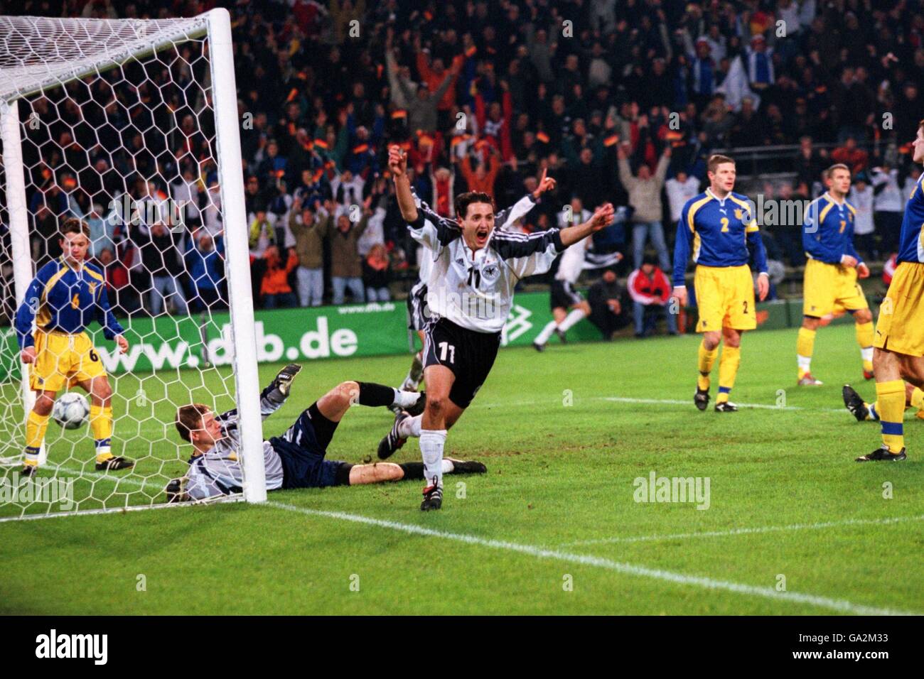 World cup 2002 european playoff hi-res stock photography and images - Alamy