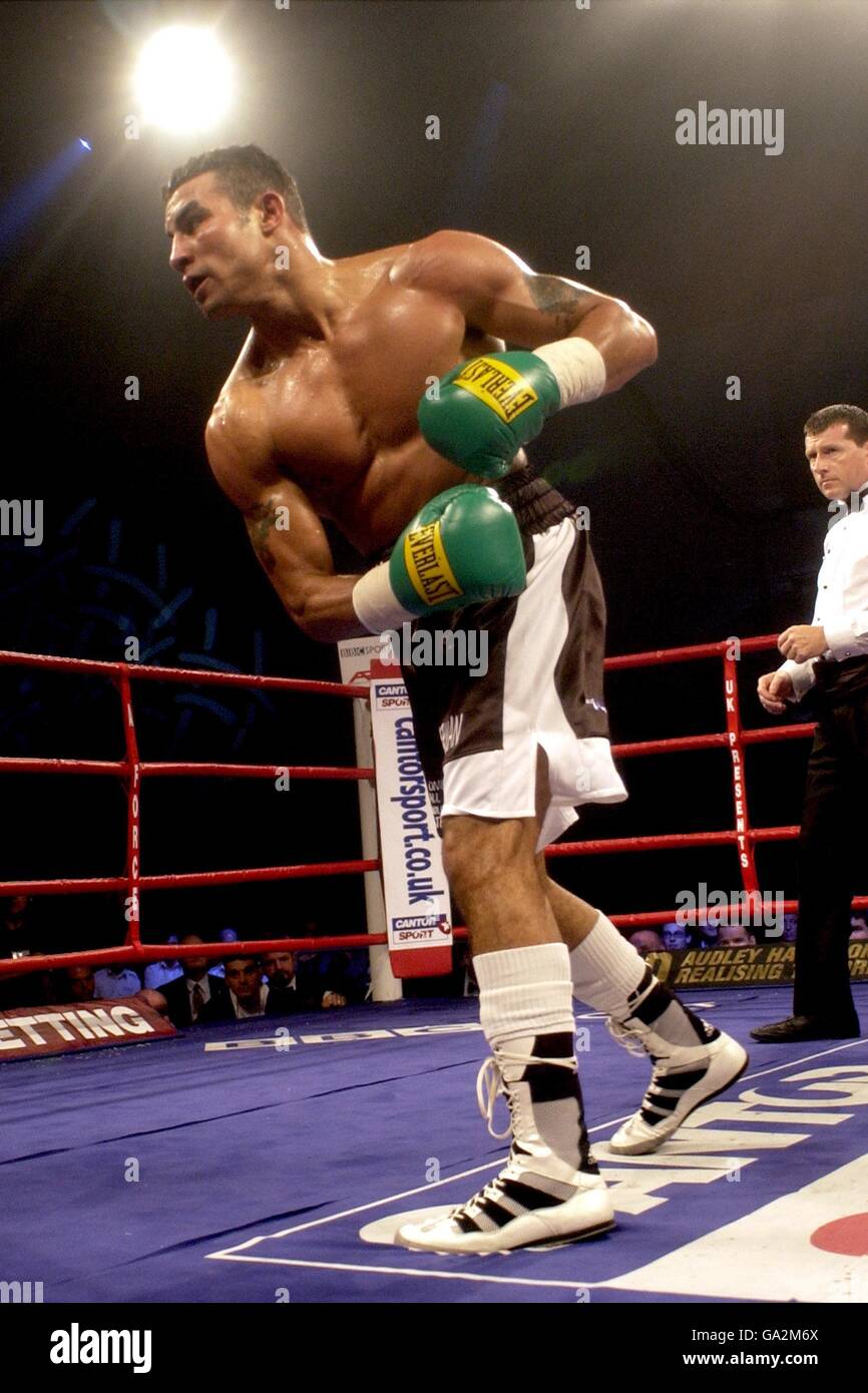 Boxing - WBF World Super Middleweight Title - Robin Reid v Jorge ...