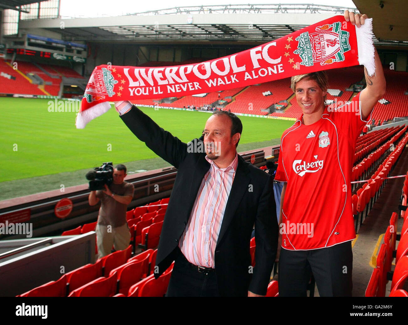 Liverpools manager rafael benitez during a press conference hi-res ...
