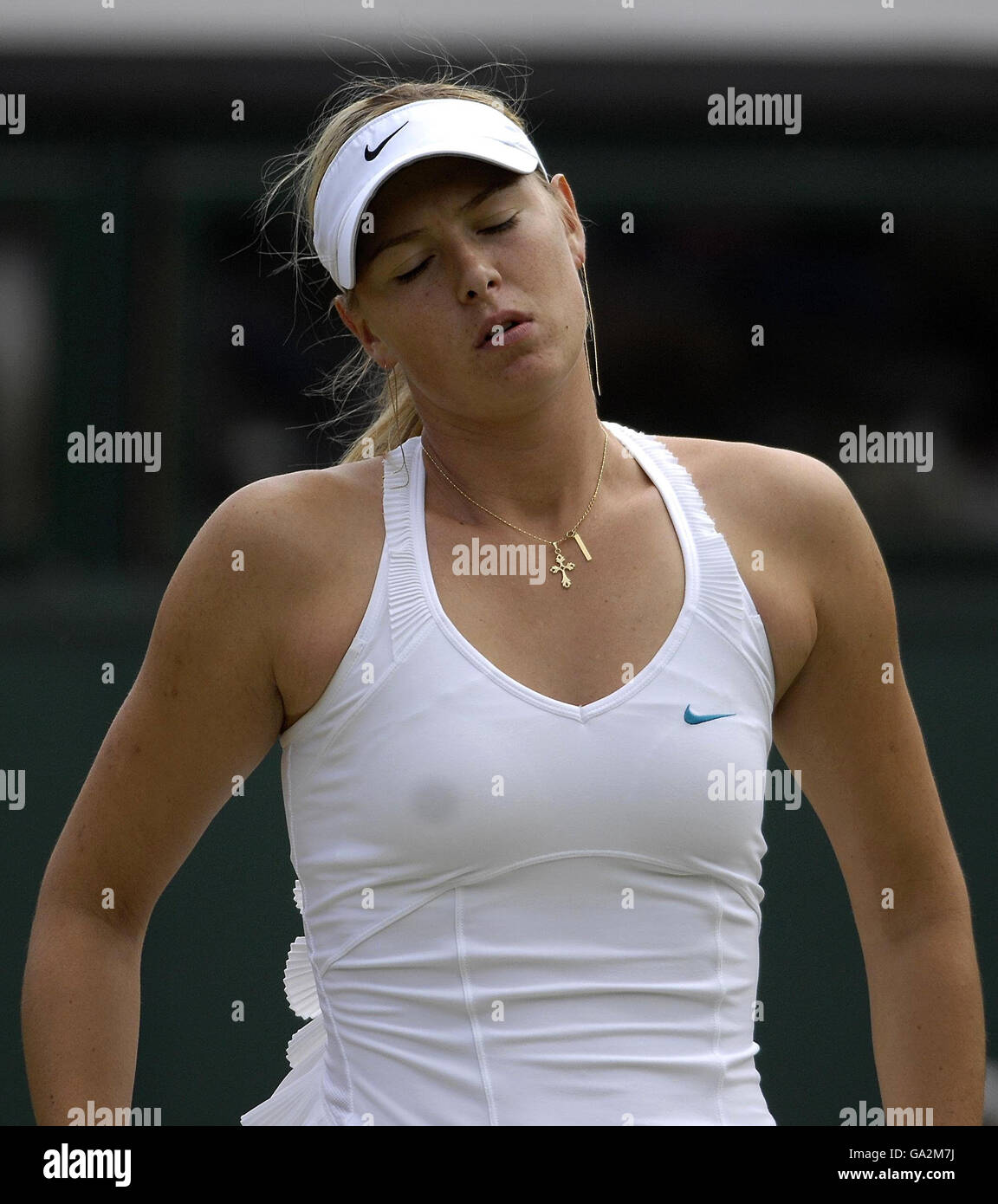 Russias Maria Sharapova Shows Her Dejection Against Usas Venus