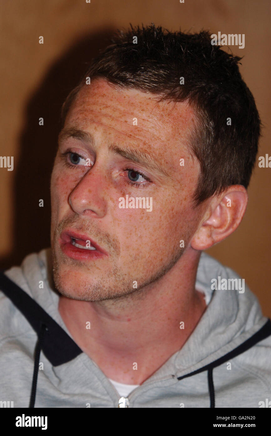 Sheffield uniteds new signing hi-res stock photography and images - Alamy