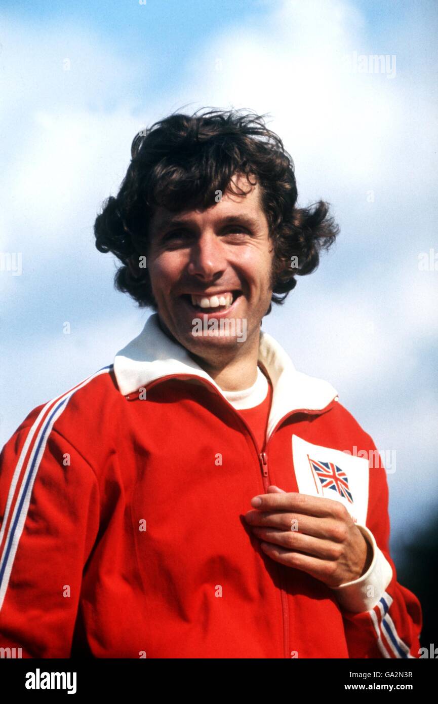 Brendan foster athletics hi-res stock photography and images - Alamy