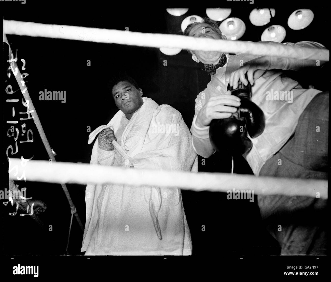 Floyd patterson l hi-res stock photography and images - Alamy