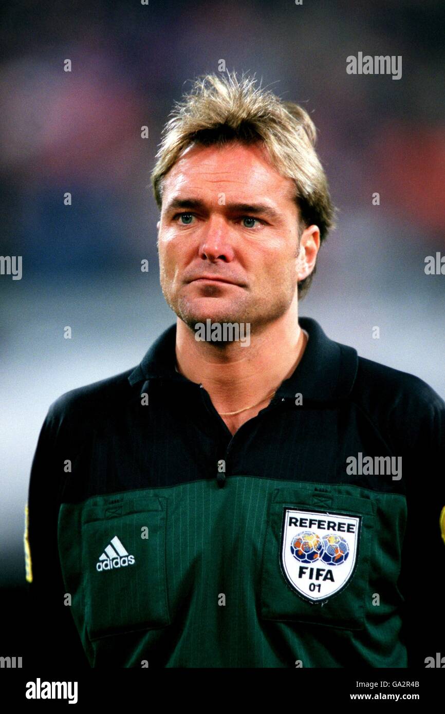 Anders Frisk High Resolution Stock Photography and Images - Alamy