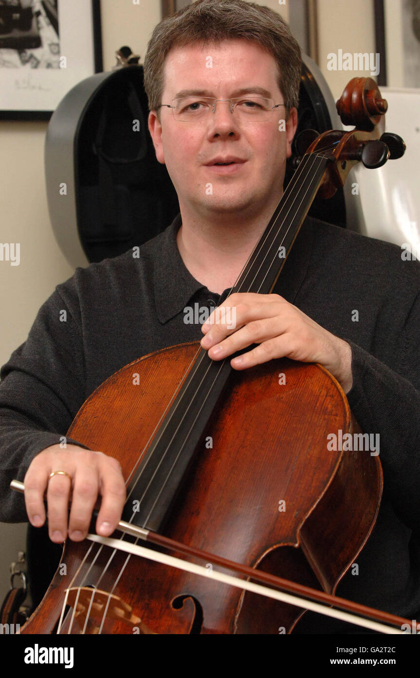 Paul watkins hi-res stock photography and images - Alamy