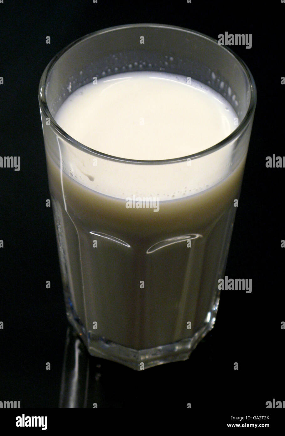 Pint of milk 'can keep disease at bay' Stock Photo - Alamy