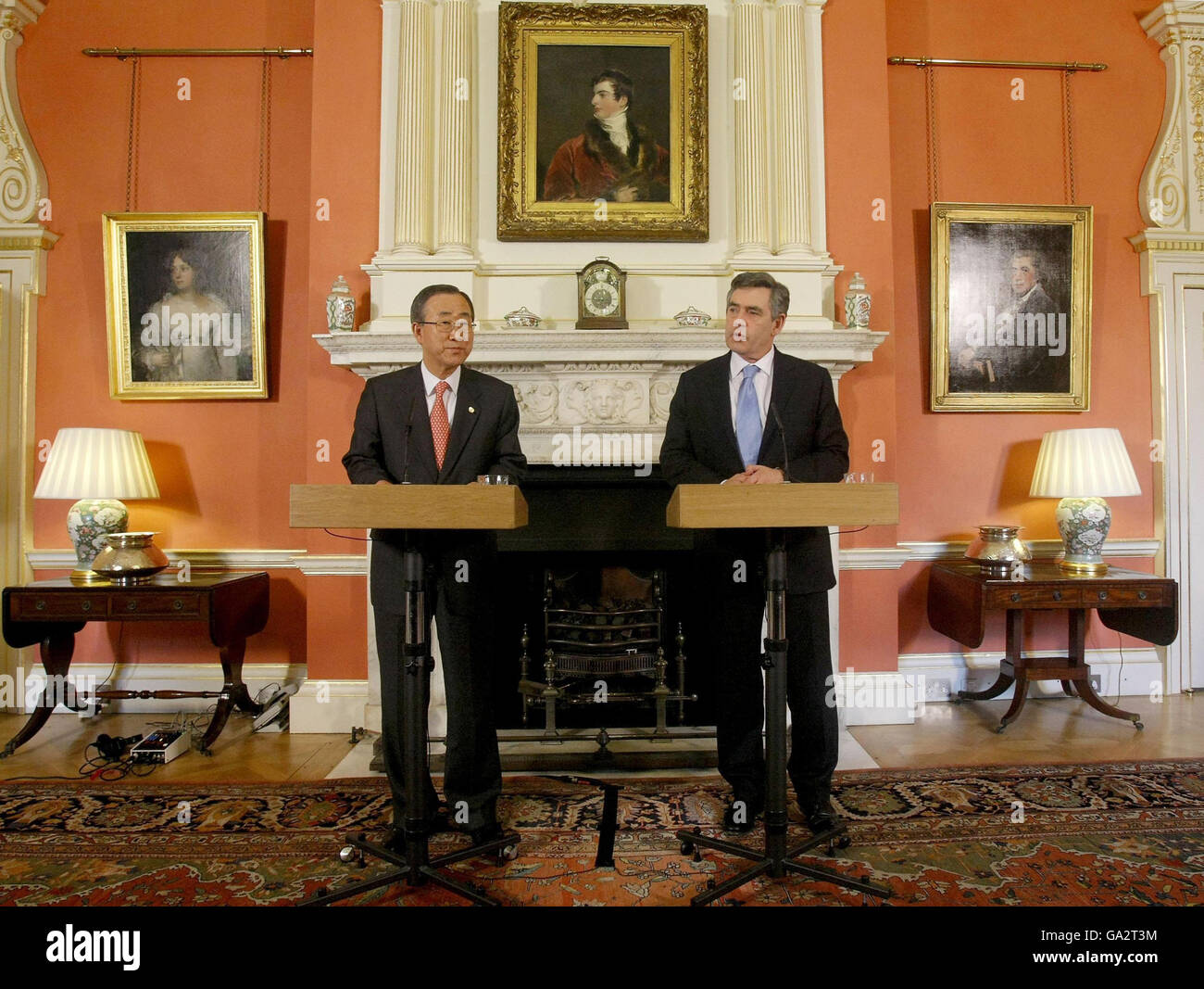 Full length speaking lectern mangrk hi-res stock photography and images ...