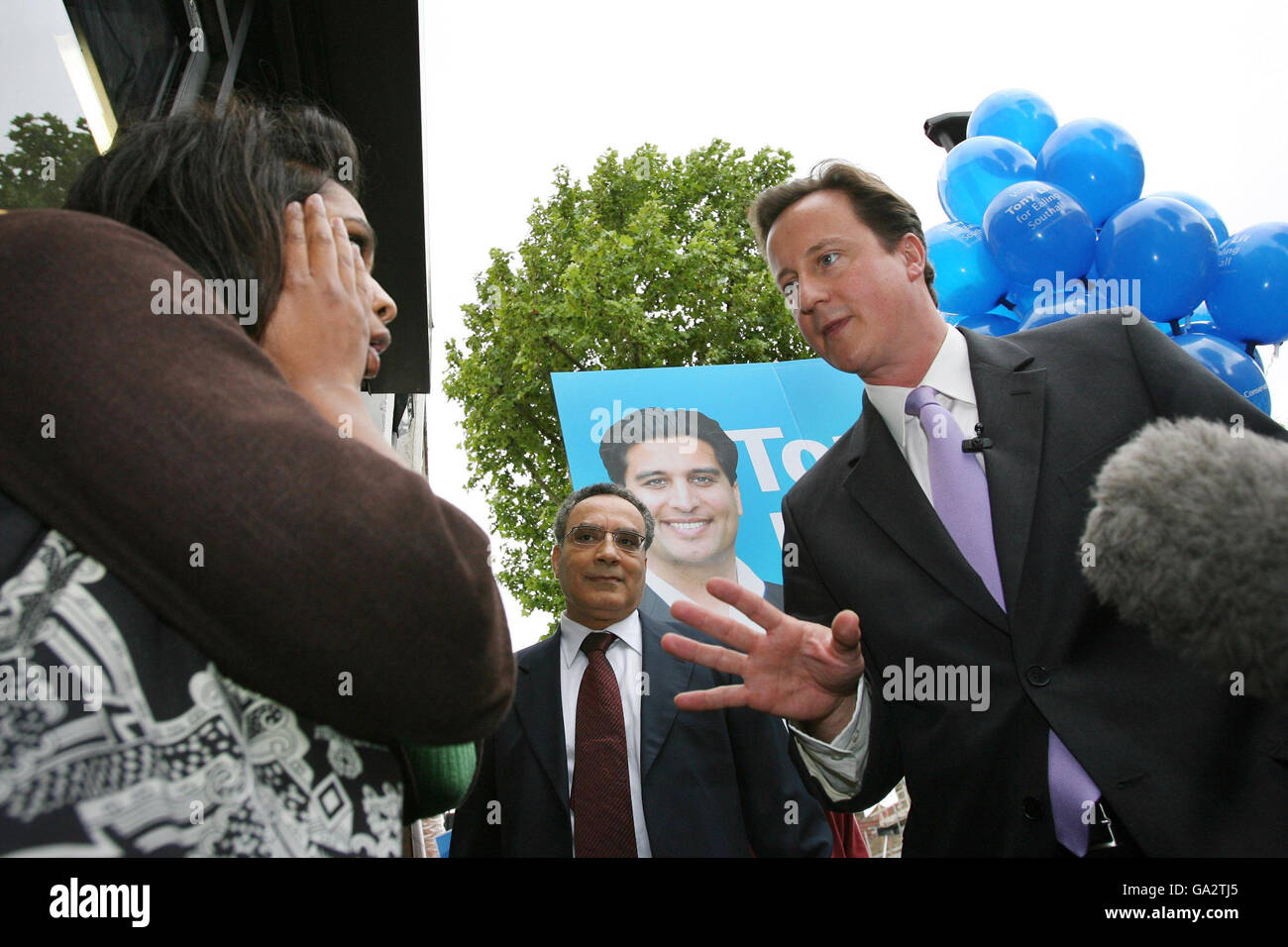 David Cameron campaigns in Ealing Stock Photo - Alamy