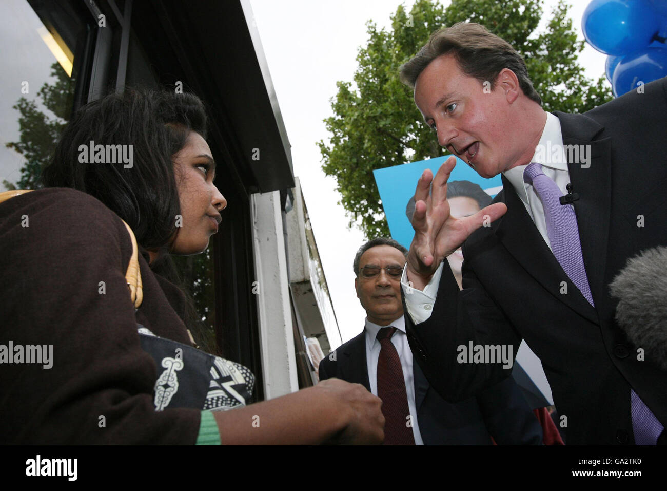 David Cameron campaigns in Ealing Stock Photo - Alamy