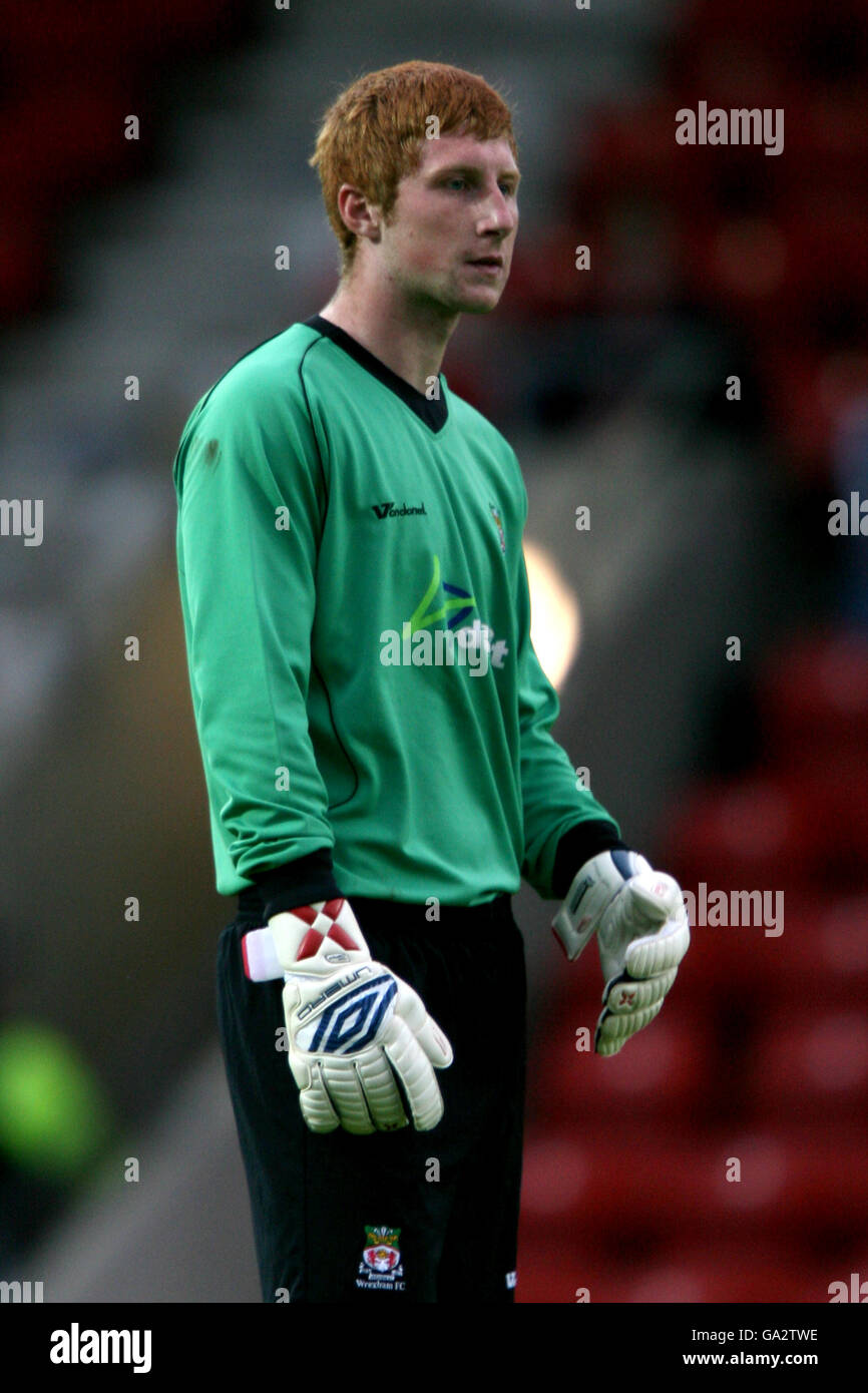 Wrexham goalkeeper michael jones hi-res stock photography and images ...