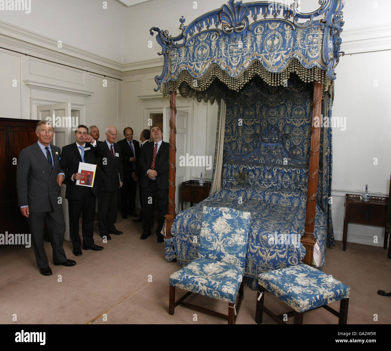 The Prince of Wales (left) and Scottish First Minister Alex Salmond ...