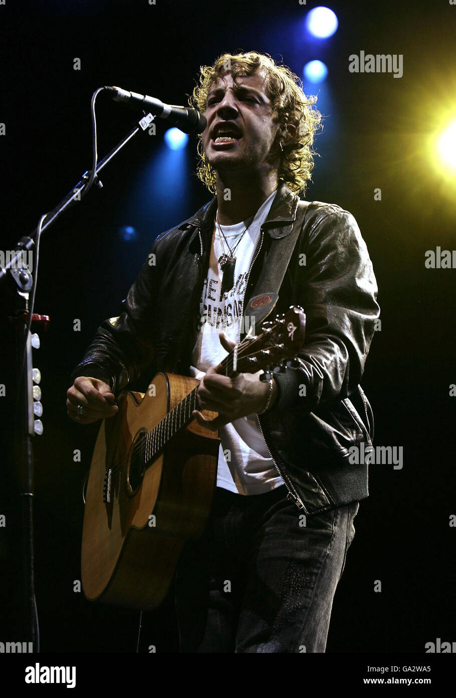 James Morrison in concert - London Stock Photo - Alamy