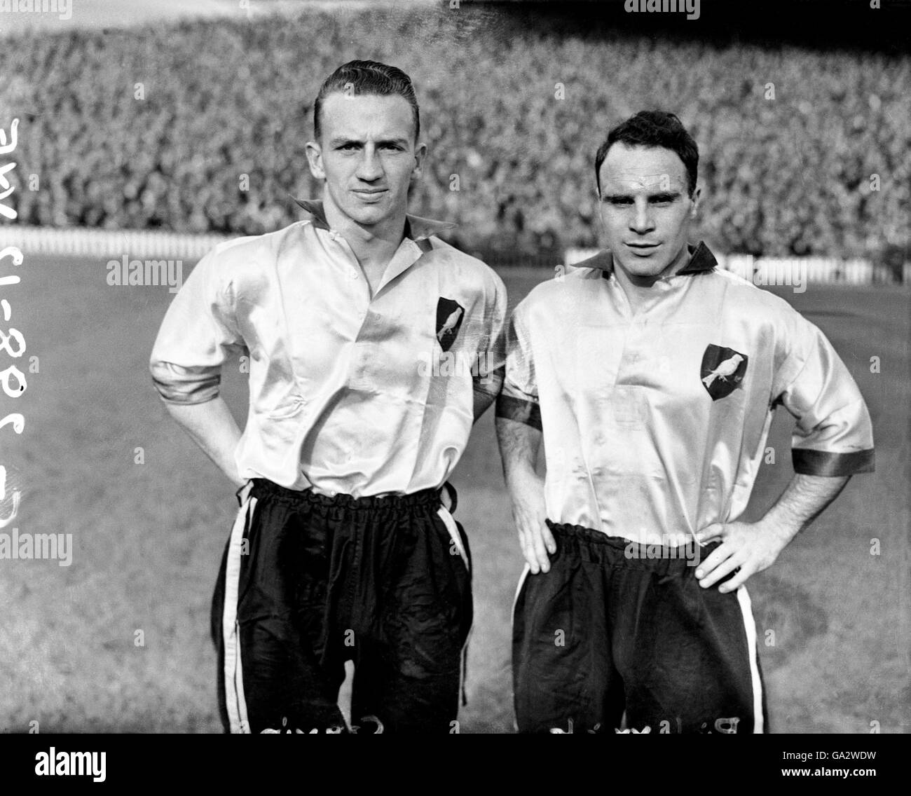 L r johnny gavin and don pickwick hi-res stock photography and images ...