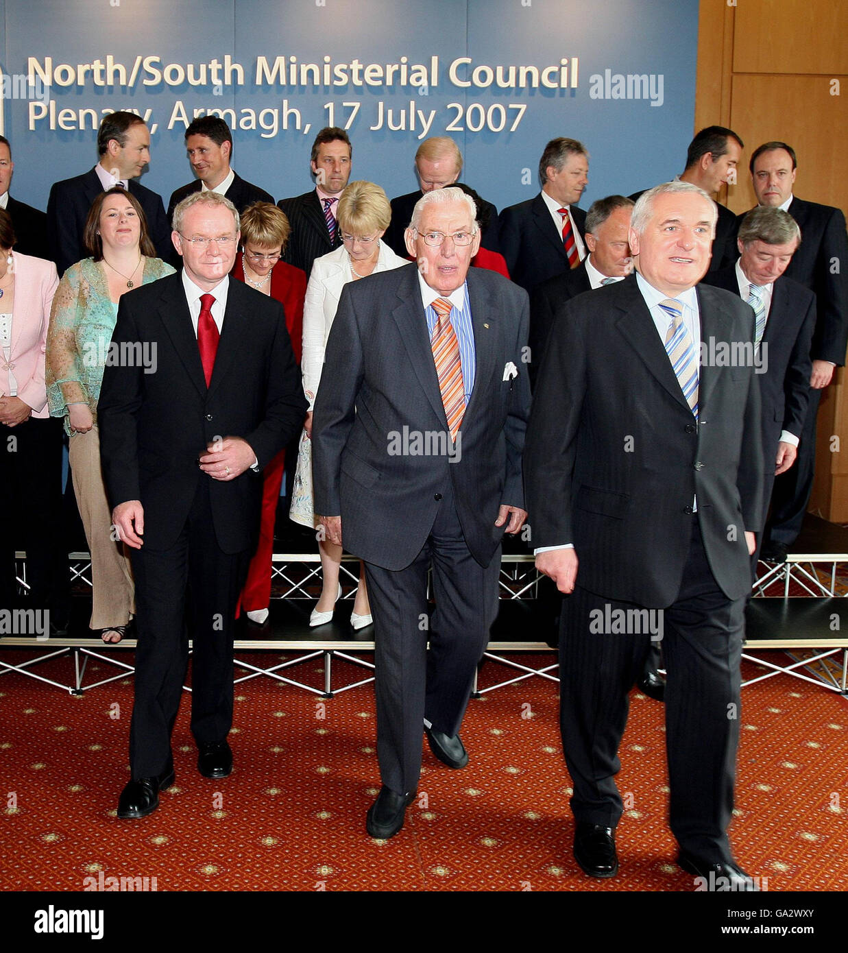 Irish Taoiseach Bertie Ahern (right), Northern Ireland First Minister ...