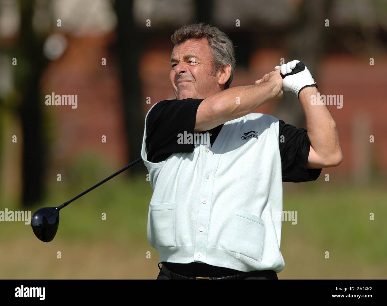 Tony jacklin in action hi-res stock photography and images - Alamy