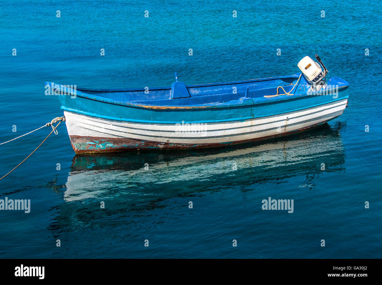 Lonely boat fishing hi-res stock photography and images - Alamy