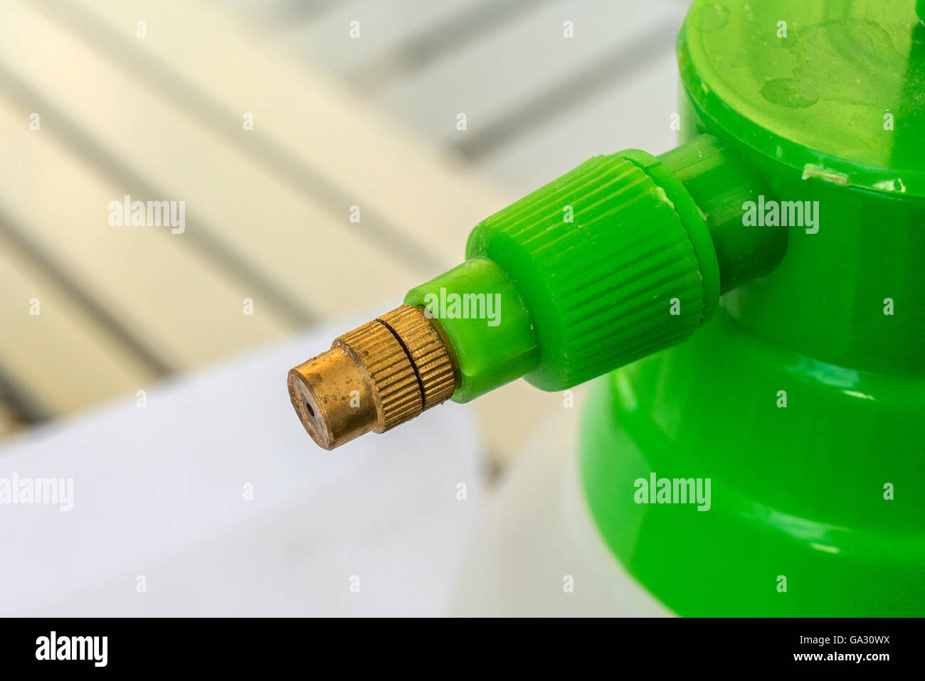 Garden hose spray hi-res stock photography and images - Alamy