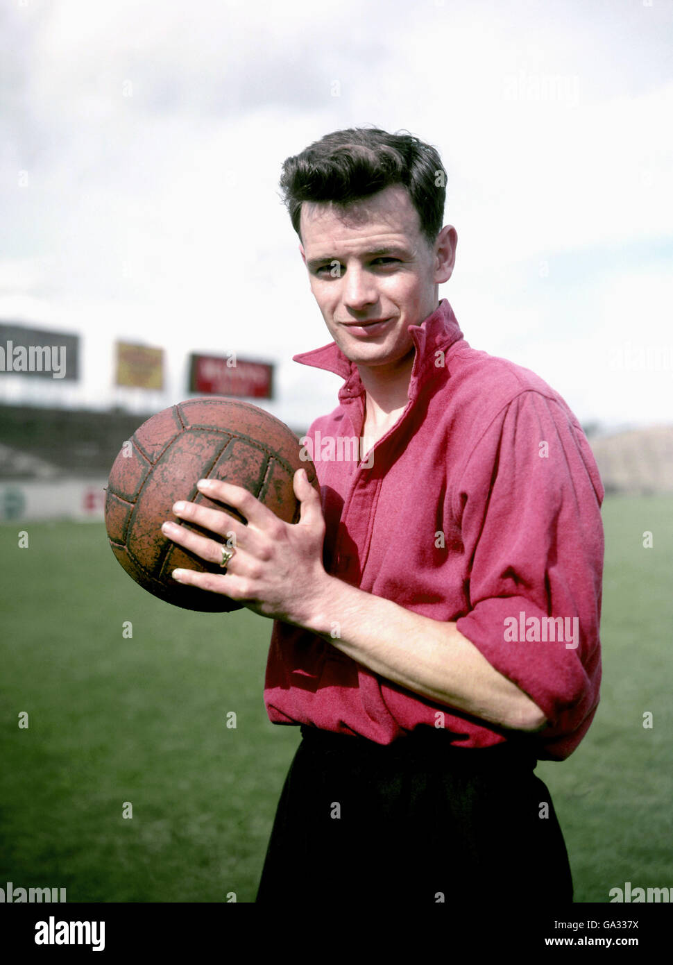 Graham leggat fulham hi-res stock photography and images - Alamy