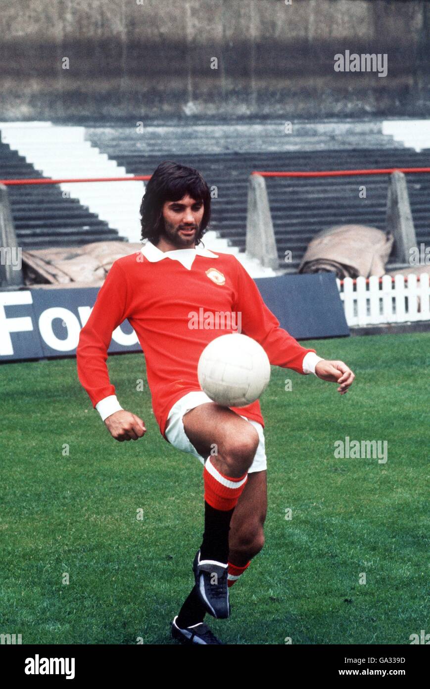 George best ball soccer hi-res stock photography and images - Alamy