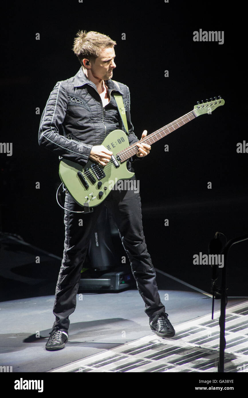 Muse drones 2016 hi-res stock photography and images - Alamy
