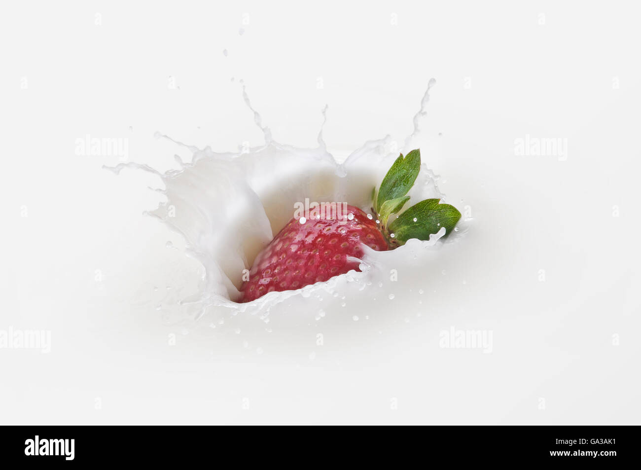 Milk water splash hi-res stock photography and images - Alamy