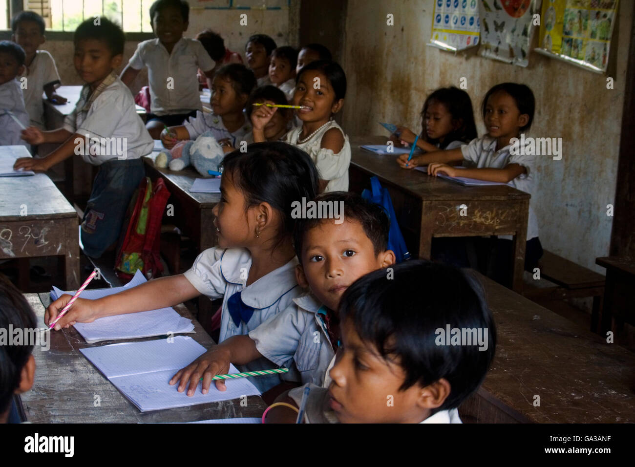 Khmer school children studying in hi-res stock photography and images ...