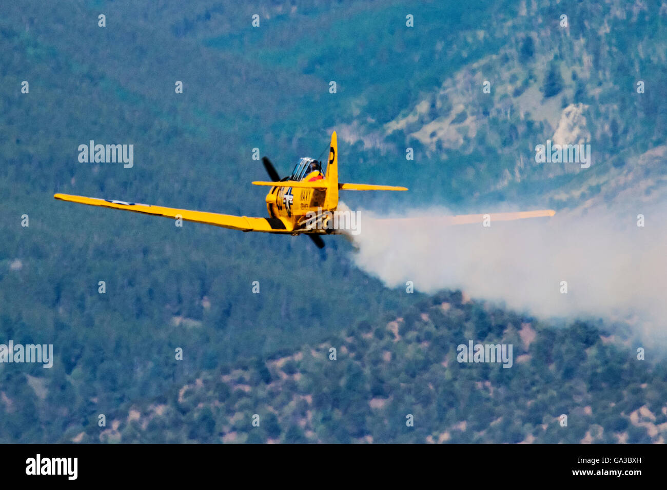 Modern american military airplanes hi-res stock photography and images ...