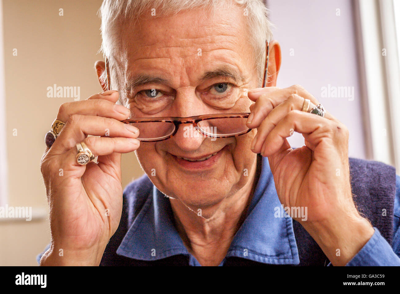 Novelist author Julian Rathbone, at home in the New Forest Stock Photo ...